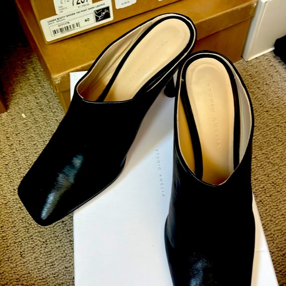 STUDIO AMELIA | Shoes | Studio Amelia Black Heel Slides | Poshmark